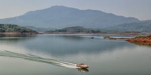 Water Activities in Kerala - Things to do in Kerala - HolidayMonk